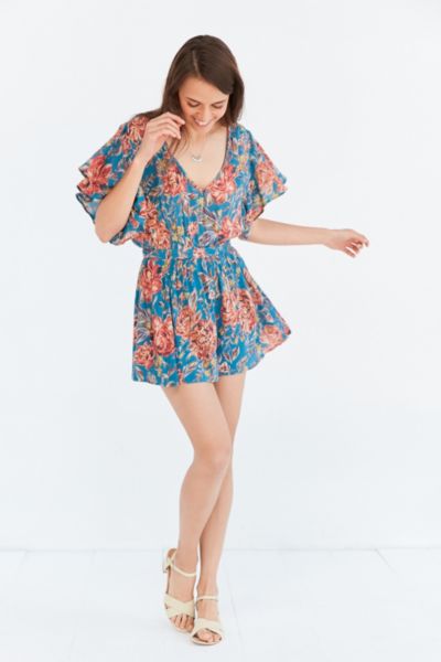 Kimchi Blue Ellana Floral Ruffle Sleeve Romper Urban Outfitters