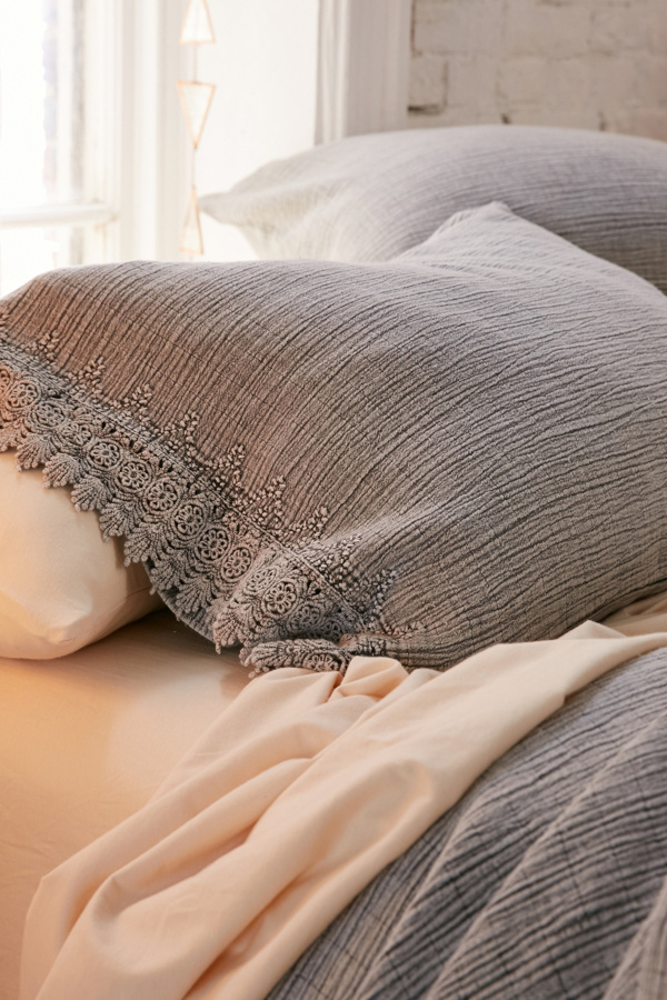 Cassia Embroidered Sham Set | Urban Outfitters