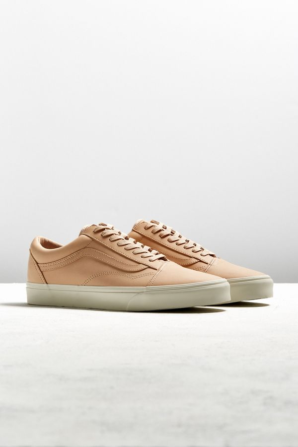 Vans Old Skool DX Leather Sneaker | Urban Outfitters