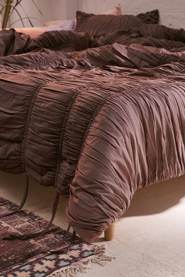 Rita Ruffle Comforter | Urban Outfitters
