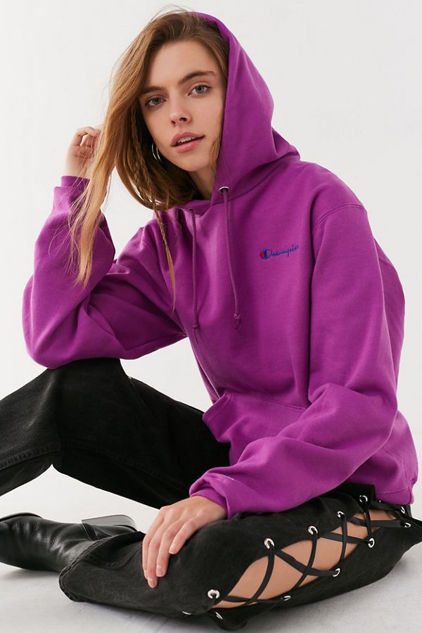 Champion & UO Reverse Weave Mini Logo Hoodie Sweatshirt | Urban ...