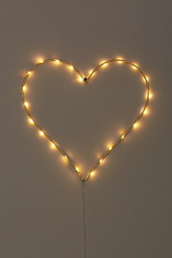 Heart Light Sculpture | Urban Outfitters