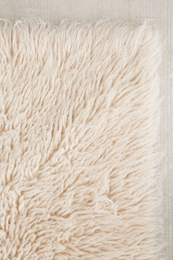 Amped Shag Faux Fur Rug | Urban Outfitters Canada