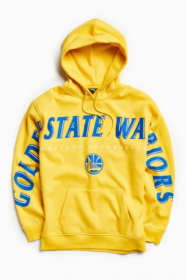 NBA Golden State Warriors Wingspan Hoodie Sweatshirt | Urban Outfitters