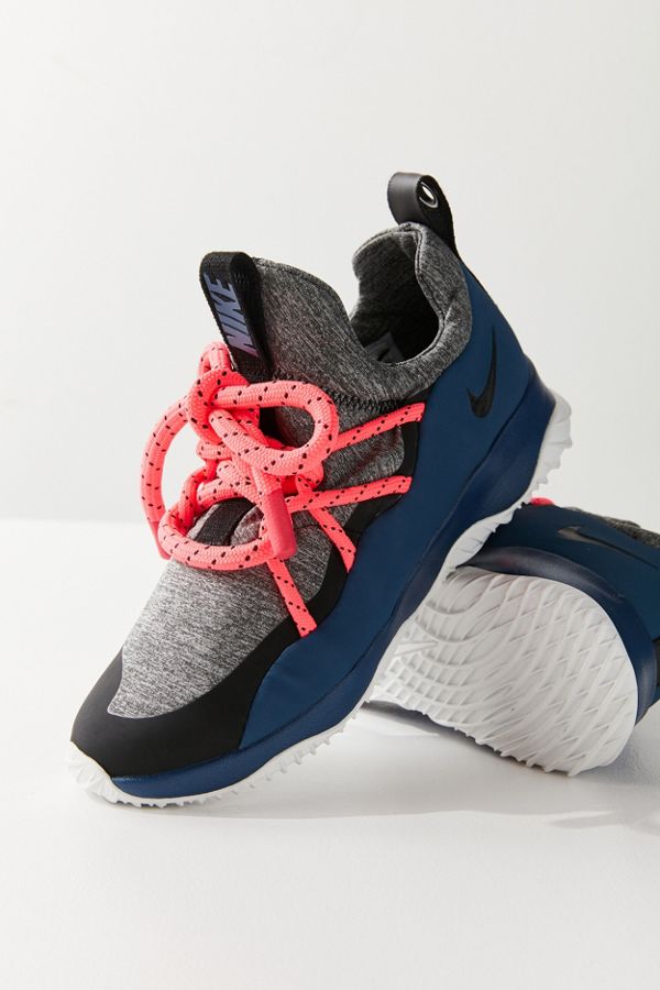 Nike City Loop Sneaker | Urban Outfitters