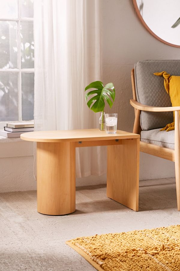 Amai Side Table | Urban Outfitters