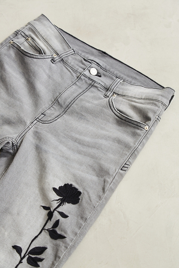 BDG Embroidered Rose Skinny Jean | Urban Outfitters
