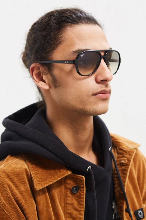 Ray-Ban Cats 5000 Sunglasses | Urban Outfitters
