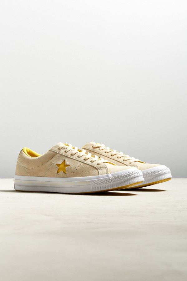 Converse One Star Sneaker | Urban Outfitters