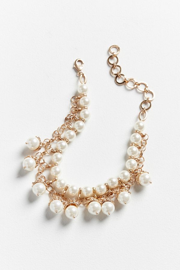 Ornate Pearl Collar Necklace | Urban Outfitters