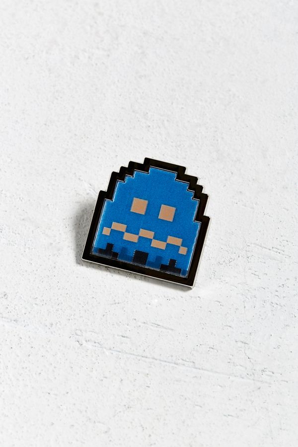 Pac-Man Lenticular Ghost Pin | Urban Outfitters