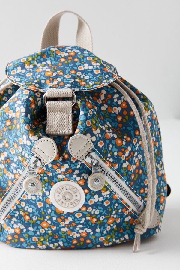 Kipling X UO Fundamental Mini Floral Backpack | Urban Outfitters