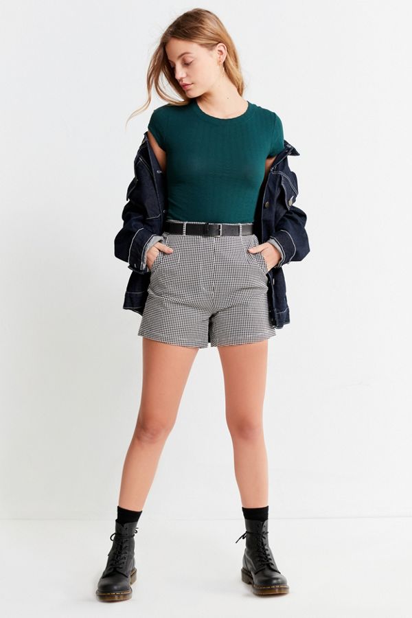 UO Lady High-Rise Houndstooth Short | Urban Outfitters