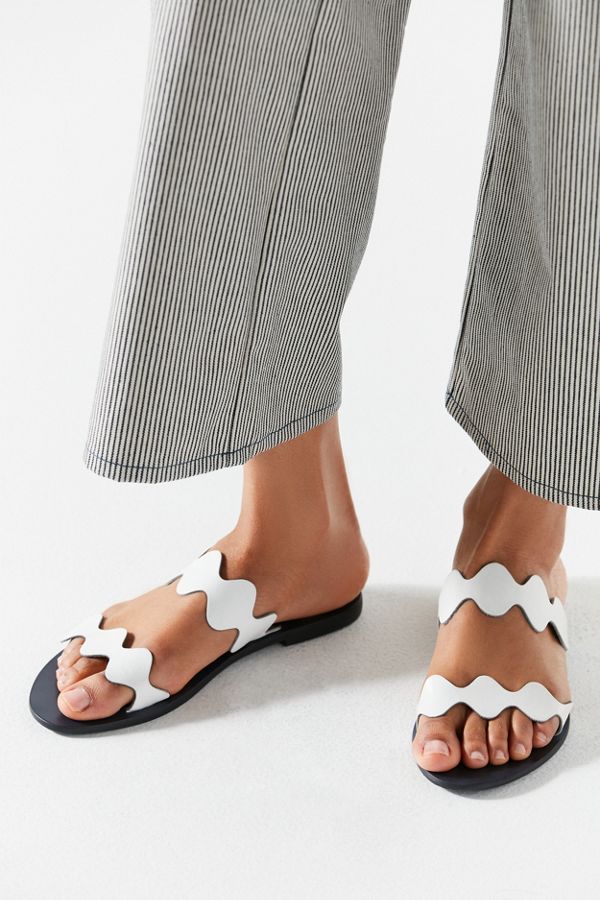 Wave Slide Sandal | Urban Outfitters