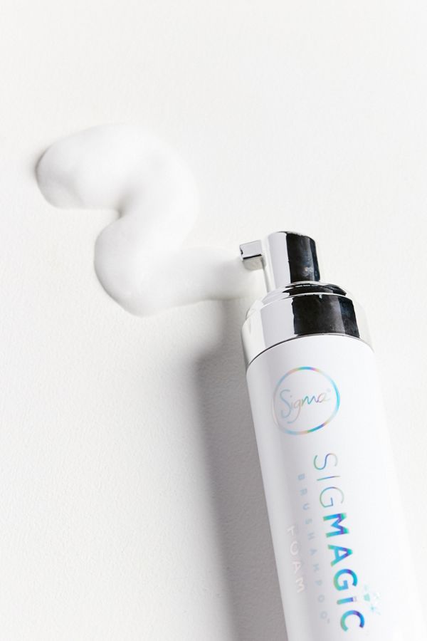 Sigma Beauty SigMagic® Brushampoo™ Foam | Urban Outfitters