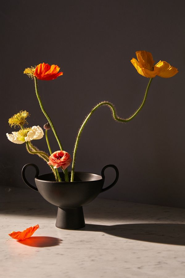 Audra Bowl Vase | Urban Outfitters