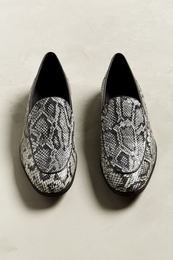 UO Snakeskin Loafer | Urban Outfitters