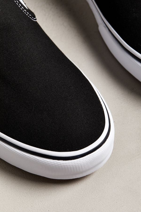 Vans Slip-On Classic Gum Sole Sneaker | Urban Outfitters