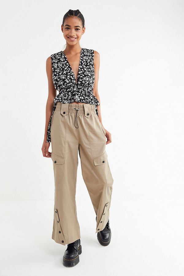 The East Order Elsa Plunging Cropped Top | Urban Outfitters