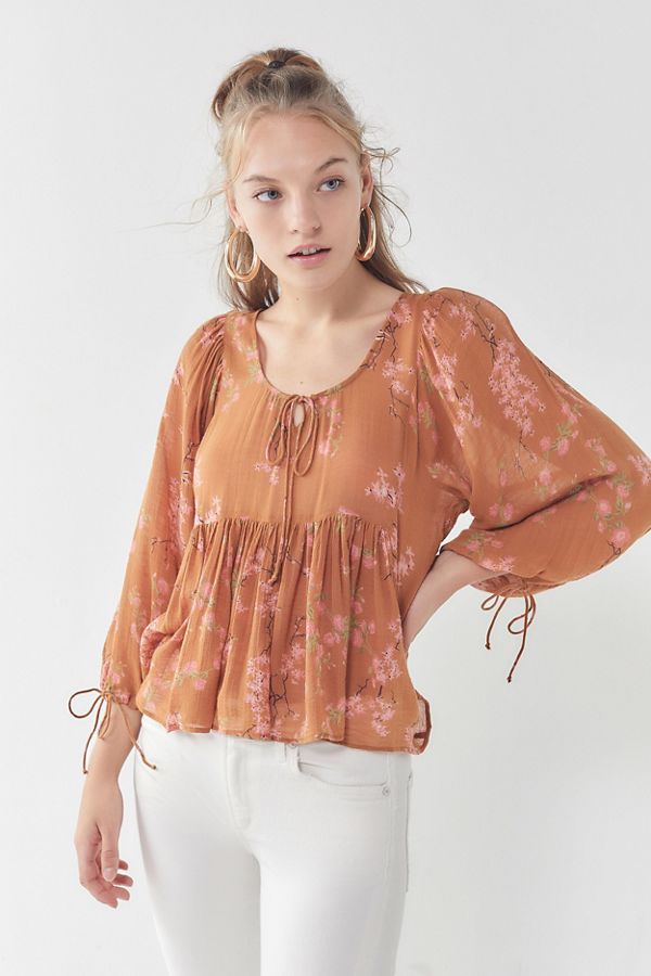 UO Violet Keyhole Babydoll Top | Urban Outfitters