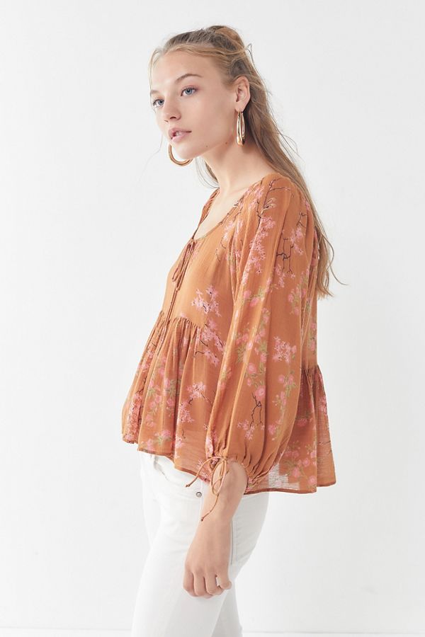 UO Violet Keyhole Babydoll Top | Urban Outfitters