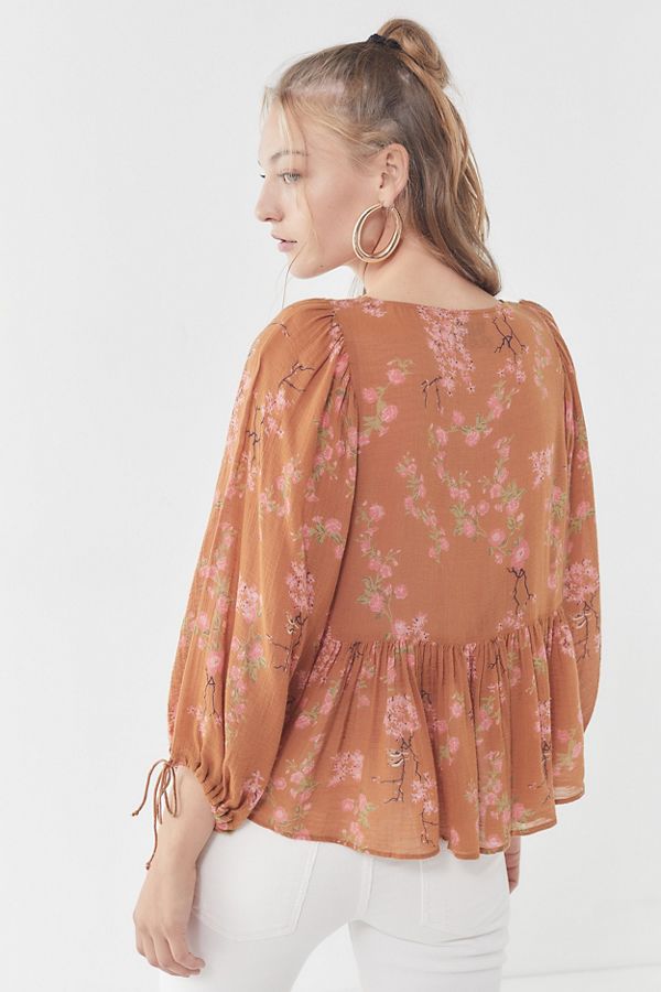 UO Violet Keyhole Babydoll Top | Urban Outfitters