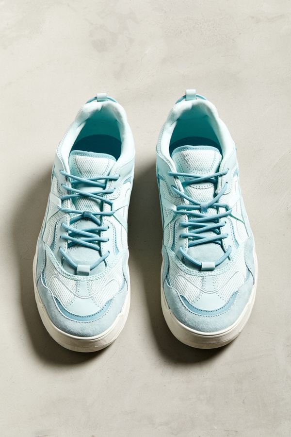 Vans Varix WC Sneaker | Urban Outfitters