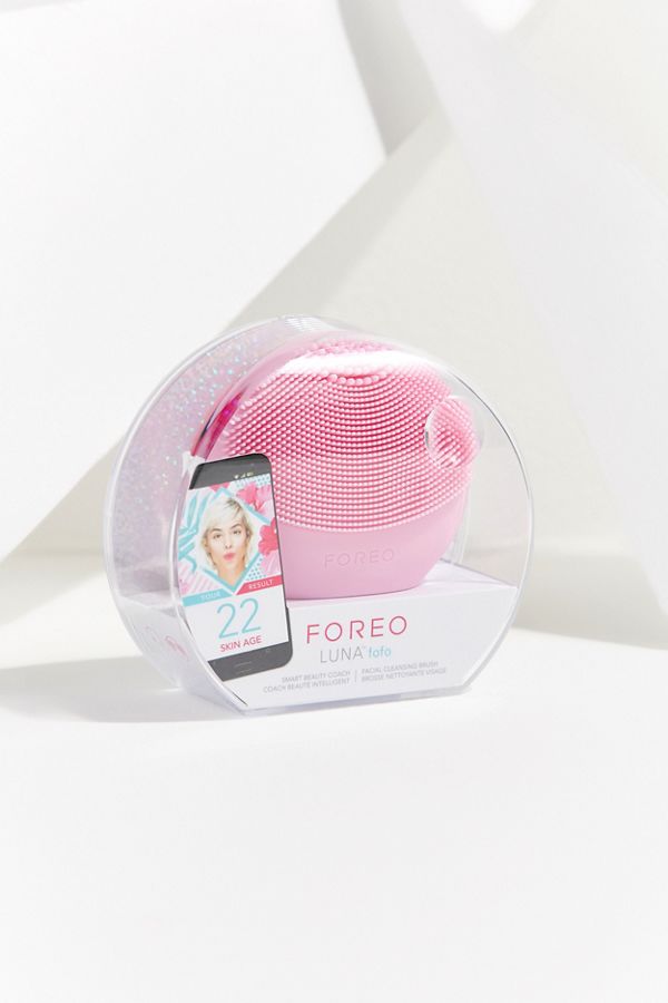 Foreo LUNA fofo Cleansing Brush | Urban Outfitters