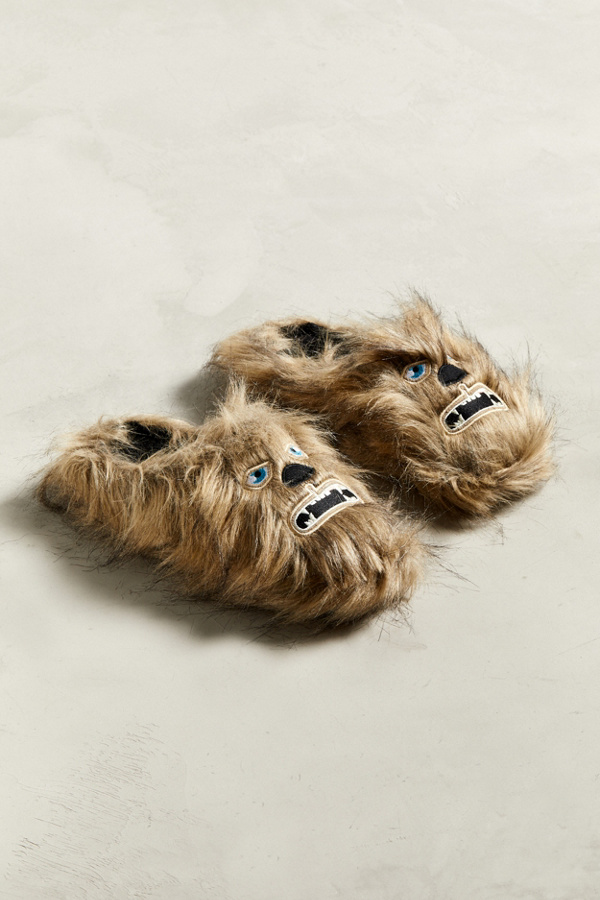 Star Wars Chewbacca Scuff Slipper | Urban Outfitters
